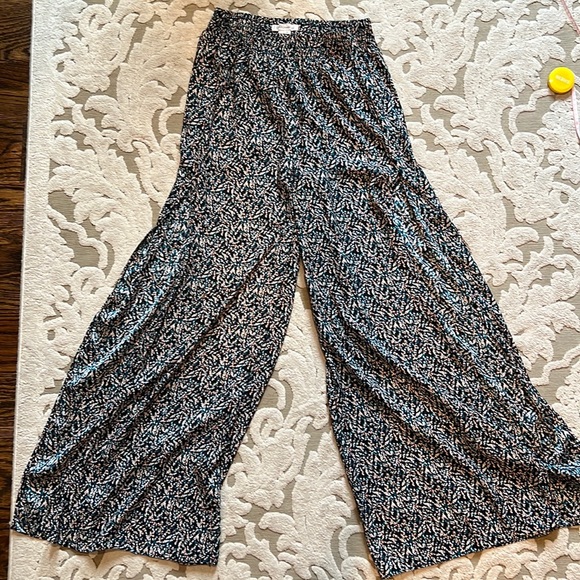 BCBGeneration | Pants & Jumpsuits | Bcbgeneration Hirise Palazzo Pants ...